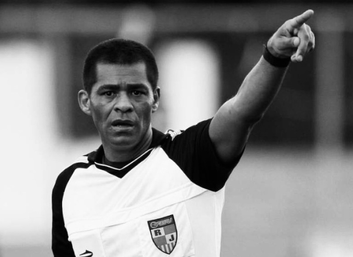 Árbitro Luís Antônio Silva Santos, o Índio, morre no Rio | #Globo ...